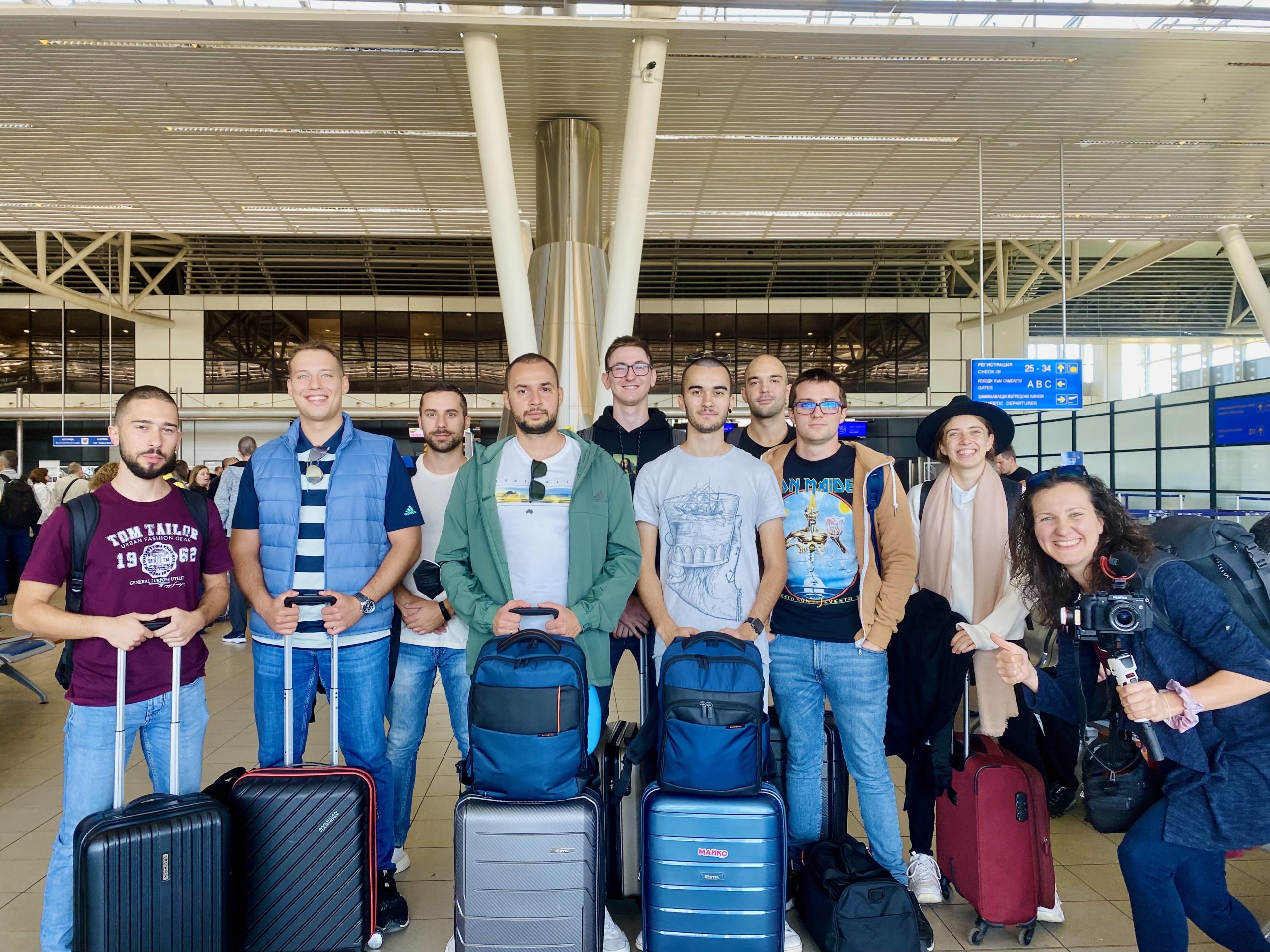 HackSoft – ИТ обяви за работа, придобивки, екип и мнения